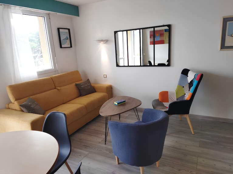 Apartamento Estudio 'Au Coeur De Quiberon' Con Piscina Compartida, Balcón Y Wi-fi - Belle-Île-en-Mer