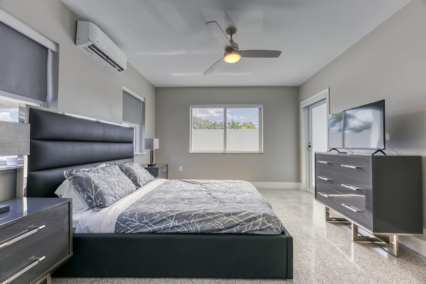 2013 B Sunshine Manors - Tamarac