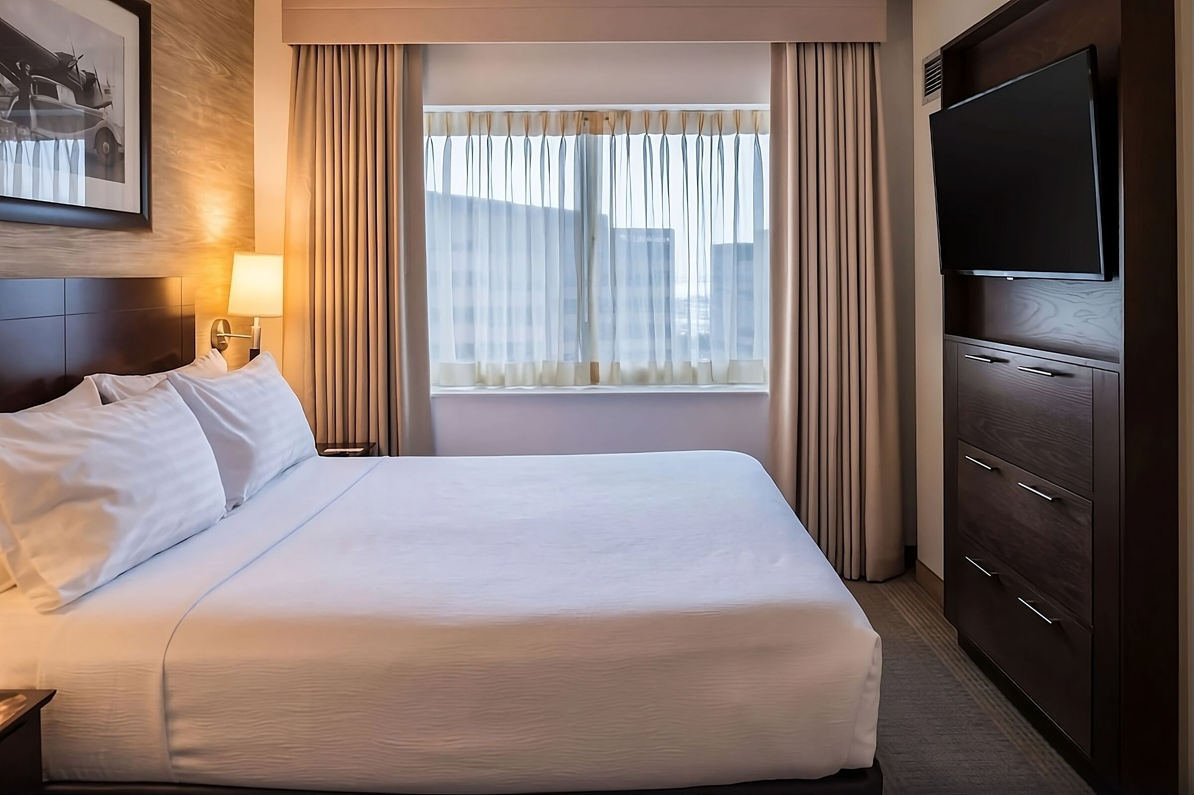 Hassle-free Stay W/ Complimentary Airport Shuttle, Pets Are Welcome! - Chicago, IL