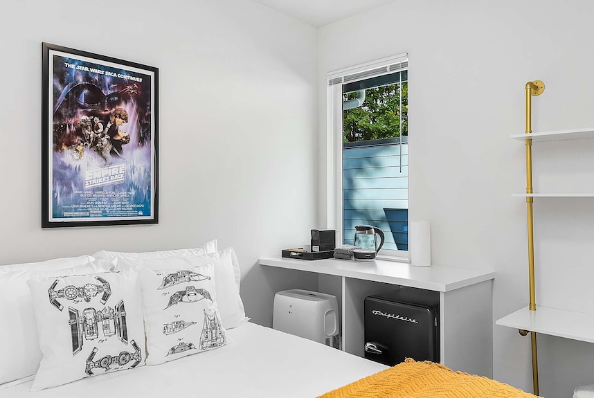 Leia's Rebel Princess Suite - 베인브리지 아일랜드