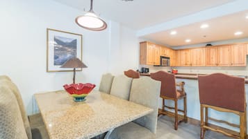 Condo, 1 quarto | Opções para refeição