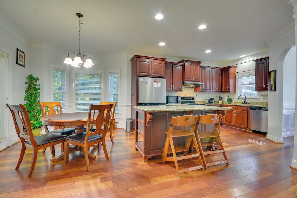 High Point Vacation Rental W/ Private Deck! - High Point, NC