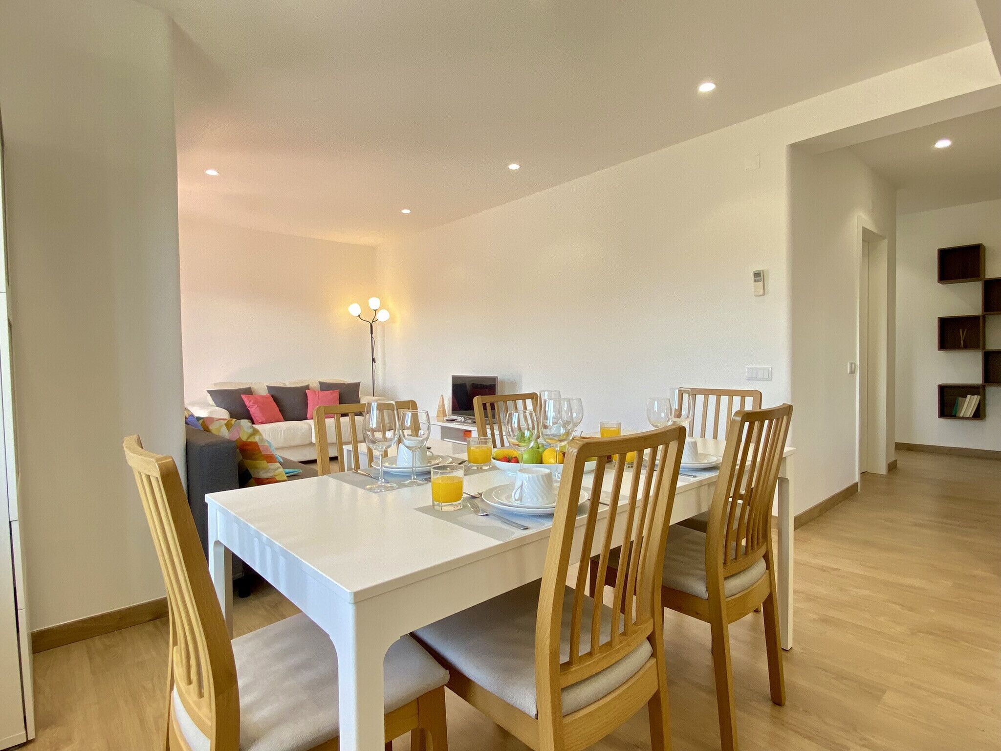 Apartamento, 2 quartos, acesso à piscina | Opções para refeição no quarto