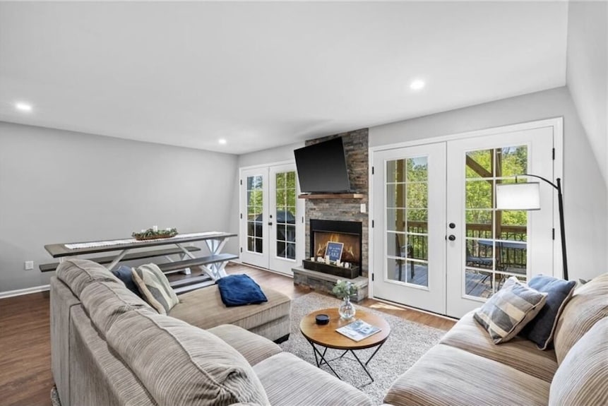 Private Retreat On Lake Hartwell - South Carolina