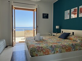 Appartamento oltre mare | Vista do quarto
