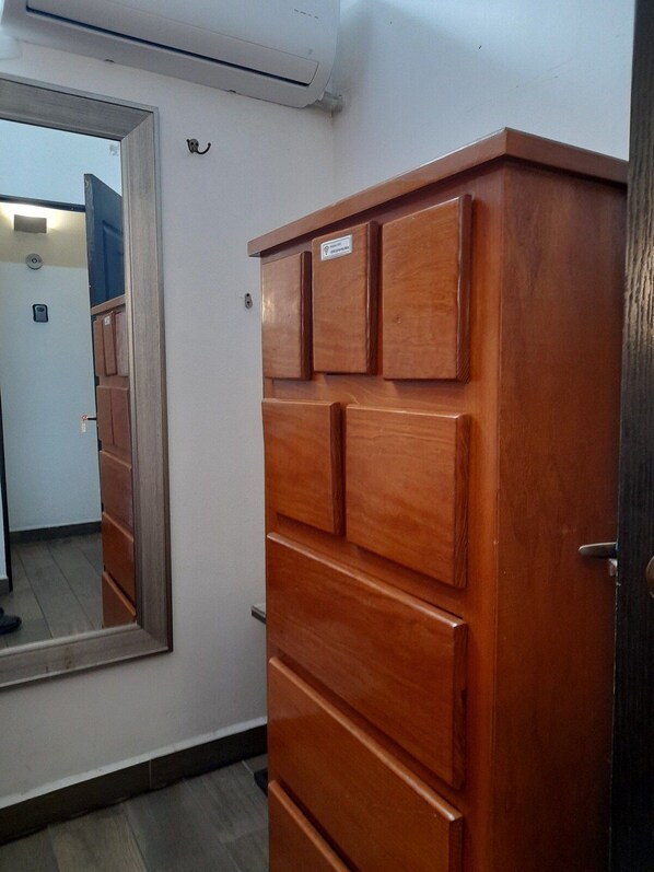 Quarto solteiro | Parte interna