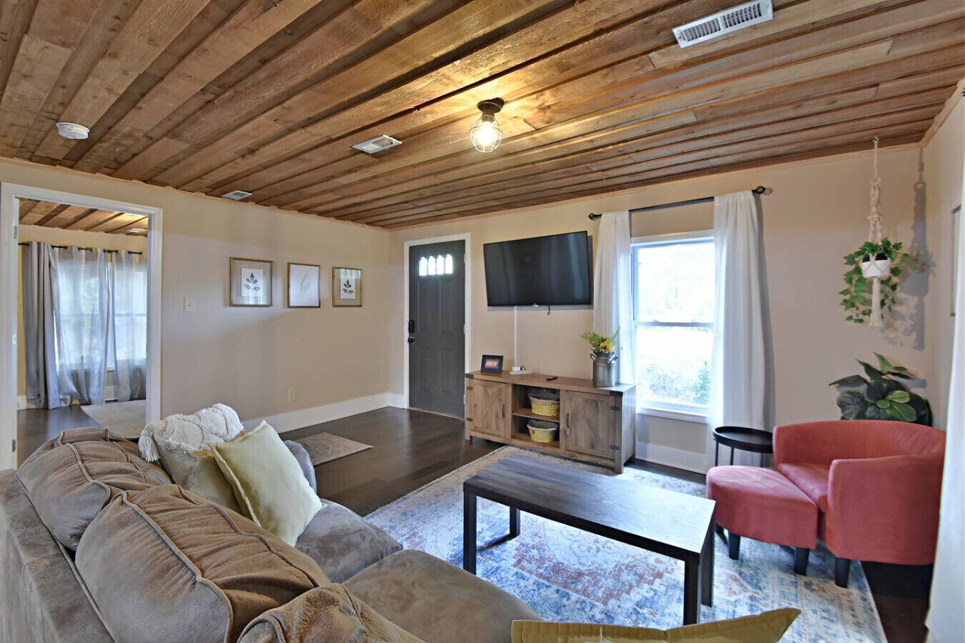 2br House W/ Wooded View-13 Mins To Downtown - Knoxville, TN