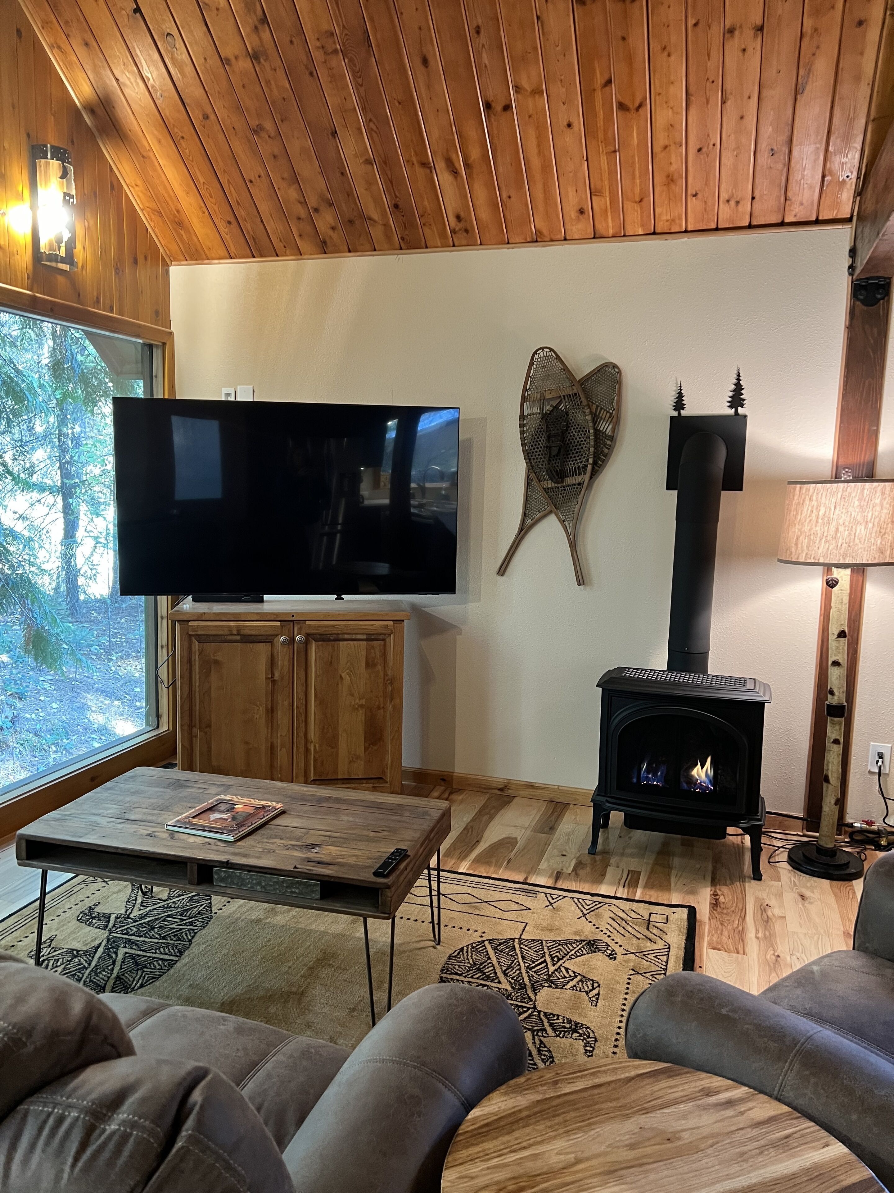 Huckleberry House Remodeled Mountain Retreat! - Sandpoint, ID