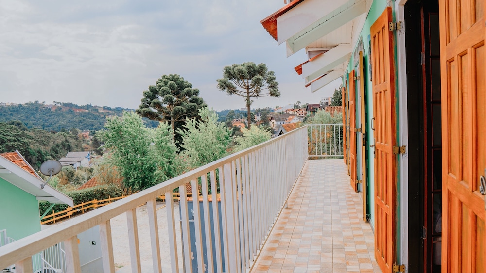 Pousada Araucária Suítes - Campos do Jordão