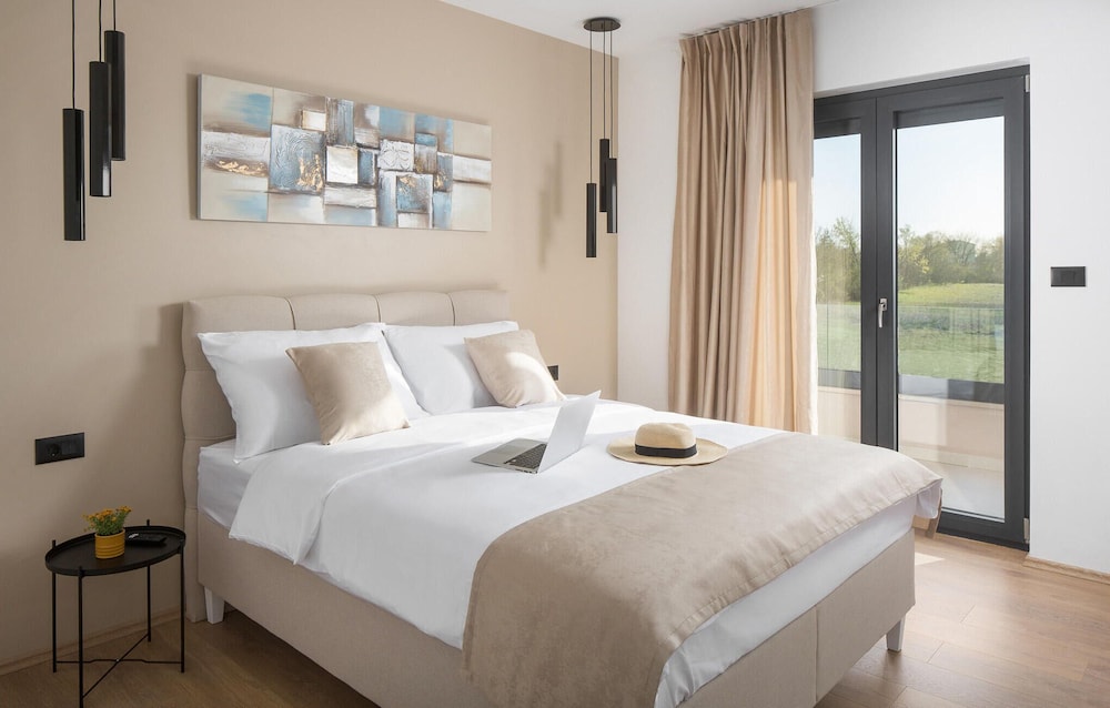 Awesome Home In Jurazini With Sauna - Rabac