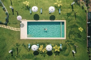 Piscina exterior