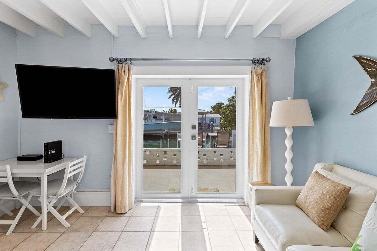 Marlin Manor~ Waterfront Home 2min To Open Ocean! - Marathon, FL