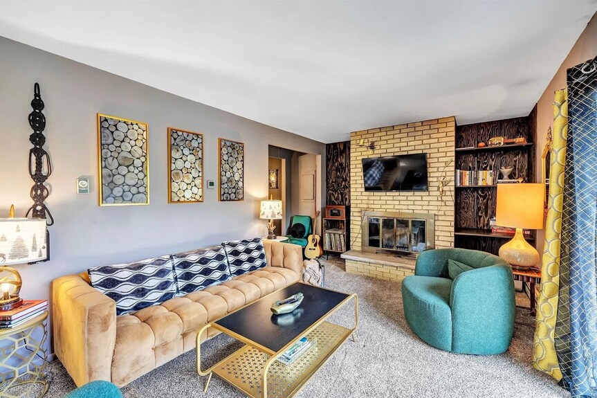 Secluded Cabin! Hot Tub, Lake Access, Arcade Rm! - Wisconsin