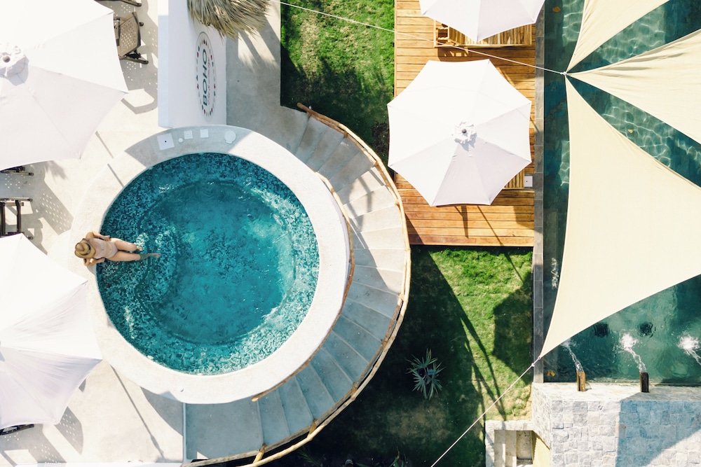 Ka'ana Surf - El Paredón Buena Vista