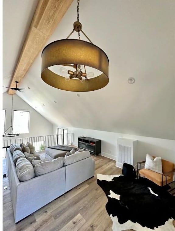 Cottage Offering Luxury & Privacy On 80 Acres With Stocked Pond. - Columbia