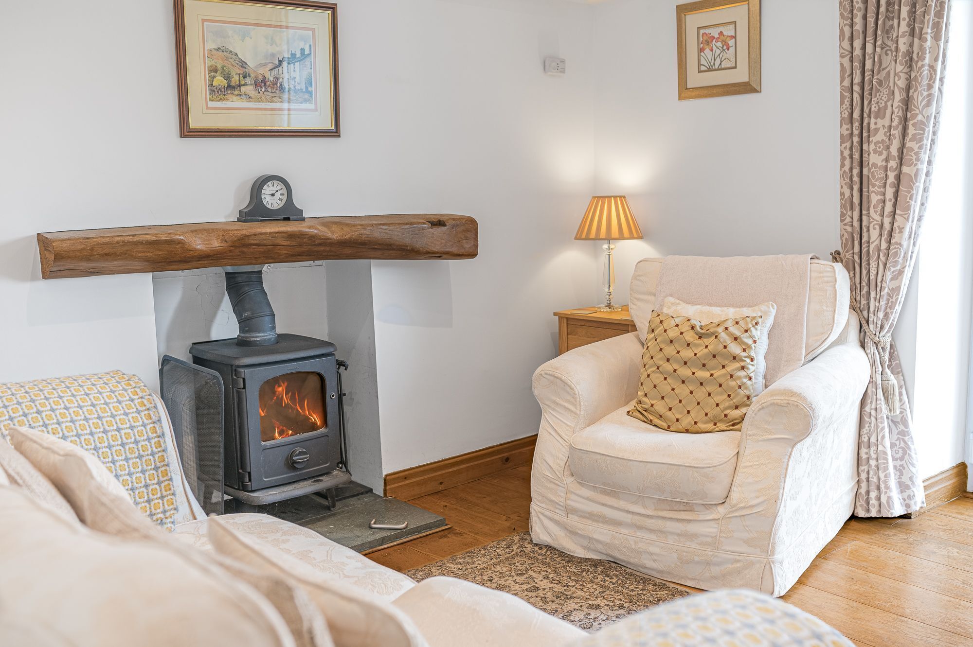 Sun Cottage, Coniston - 3 Bedroom Cottage With Garden, Balcony And Stunning Lake Views - Coniston