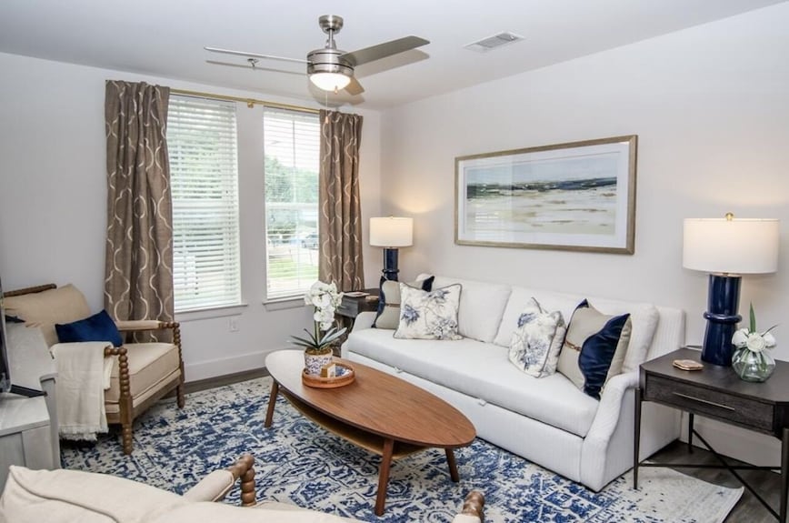 Walk To The Square And The Grove! This 2br 2ba Is The Perfect Location. - Oxford, MS