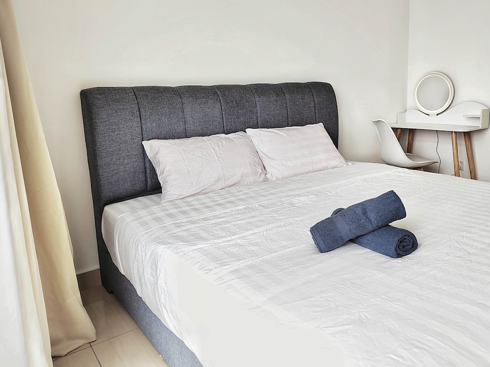 Simple-4pax-mount Austin-ikea/jusco/golf/netflix/lvl 10 - Johor Bahru