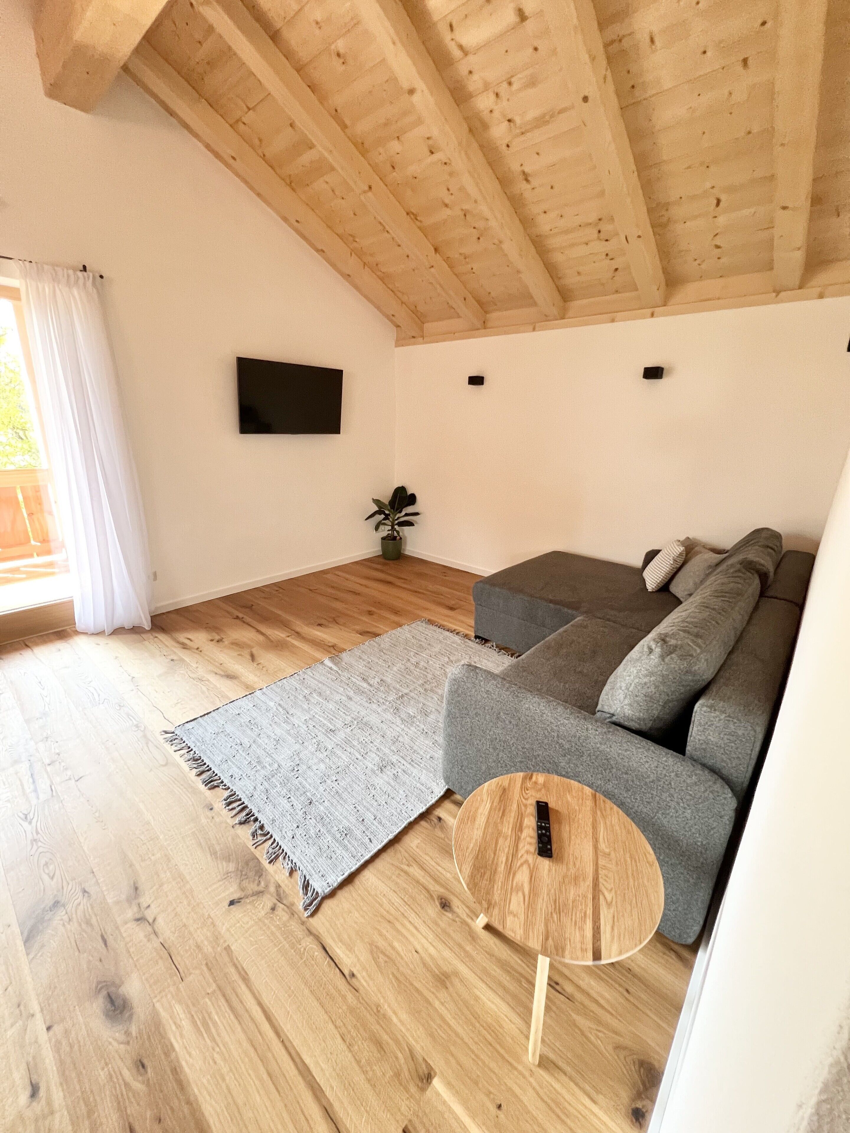 Ferienwohnung Mia, 100m², 2 Schlafzimmer, Wlan - Siegsdorf