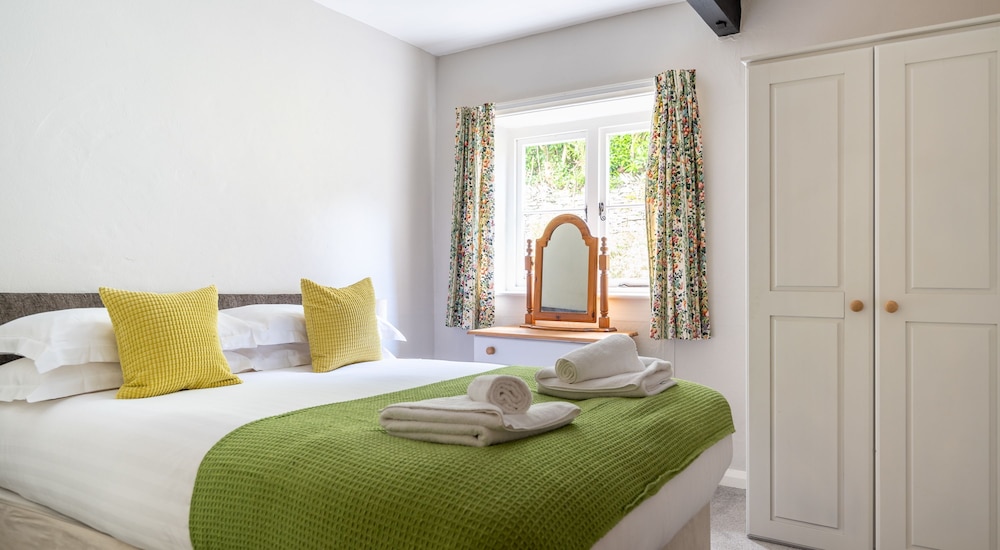 Ullswater - Sleeps 4 Guests In 2 Bedrooms - Hawkshead