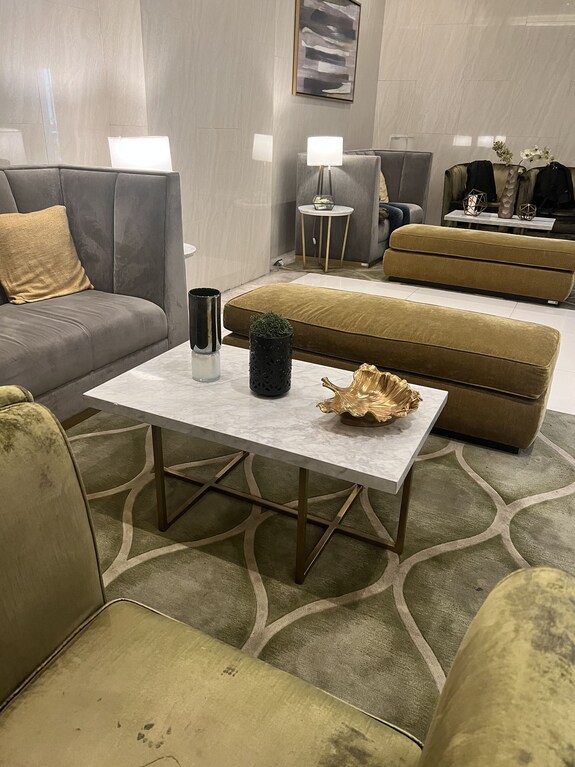 A Spacious Relaxing And A Beautiful Space - Makati