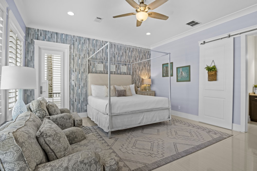 Private Pool - Private Community Beach -Gated Community of Destiny by ...