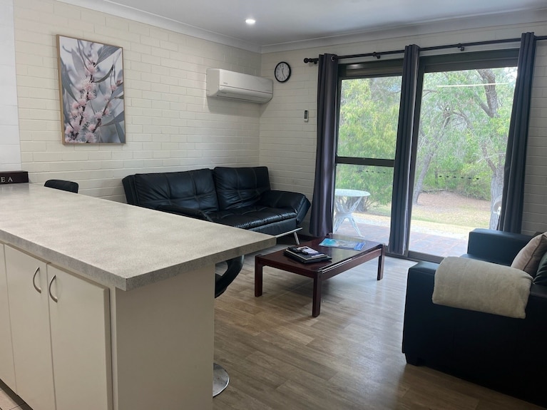 2 Bedroom Family Extra Chalet Emu Beach - Western Australia