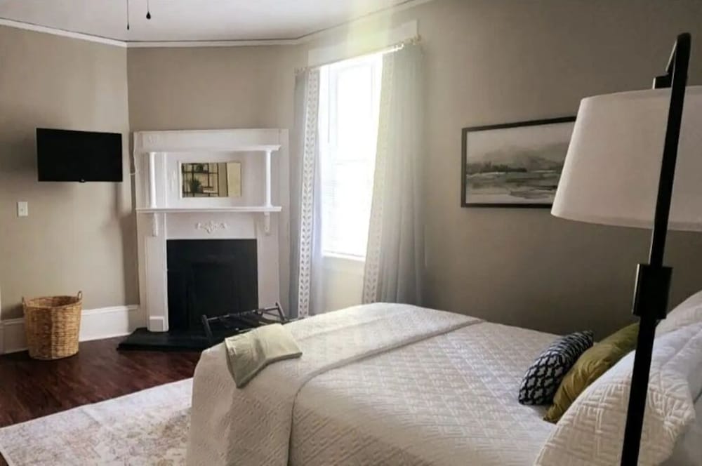 Club Calloway - Private Historic Suite In Downtown - Macon, GA