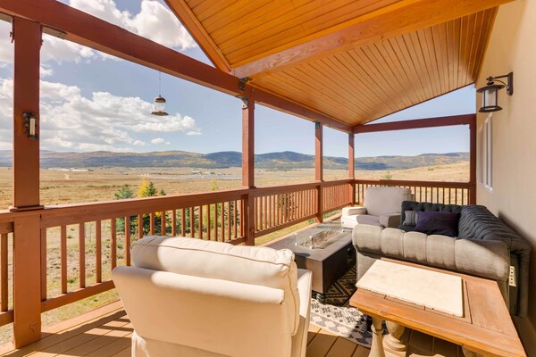 Hot Tub & Fire Pit: Idyllic Getaway In Angel Fire! - Cimarron Canyon State Park, Eagle Nest