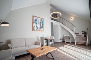 Dúplex Nobre | Sala de estar | Smart TV 