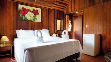 Chale Standard | Quartos insonorizados, Wi-fi grátis, roupa de cama fornecida