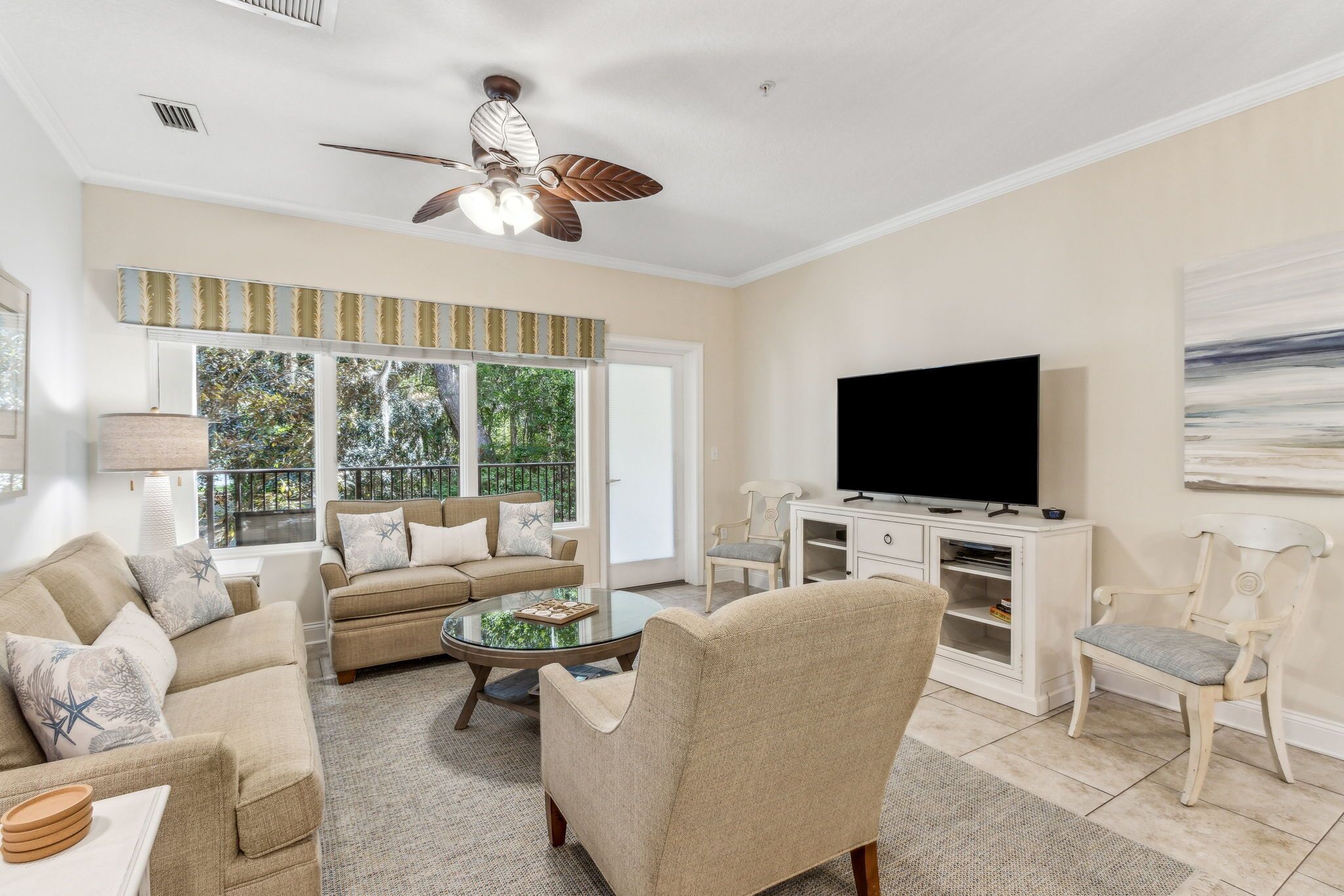 Aip Resort/spacious/10 Min. Walk To The Beach/updated Furniture - Jacksonville