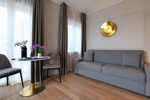 Suíte superluxo, banheira de imersão | 1 quarto, roupas de cama de algodão egípcio, roupas de cama premium