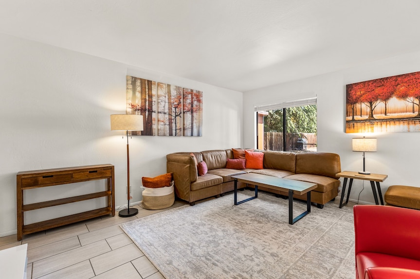 Chic Urban Retreat - Downtown & Parking - Sleeps 4 - 弗拉格斯塔夫