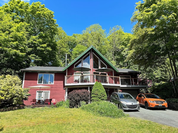 Burgundy Dream Bed And Breakfast - Halifax