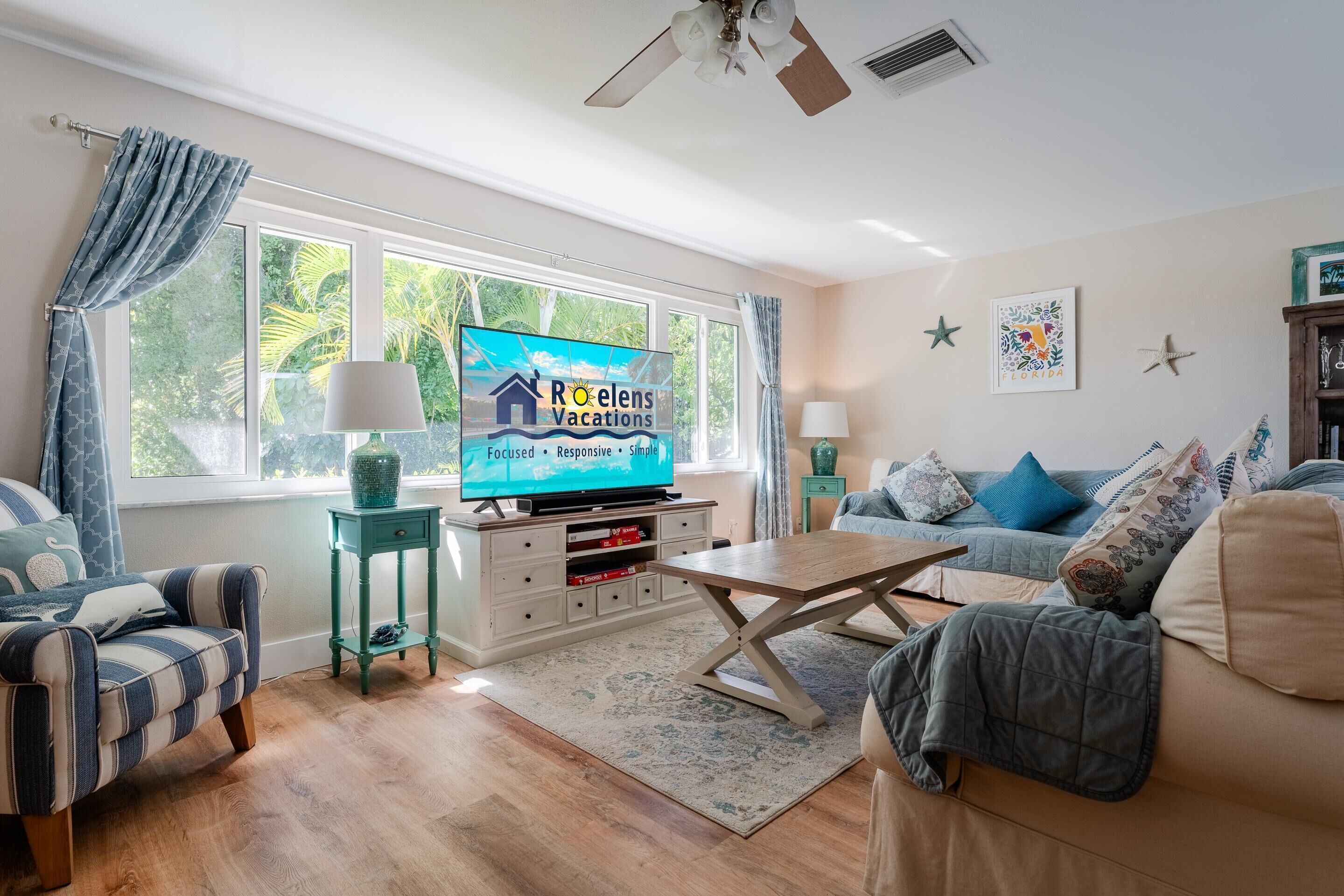 Waterfront! Oversize Corner Yard, Dock W/lift, Pool - Villa Tropical Calusa - Roelens - Fort Myers, FL