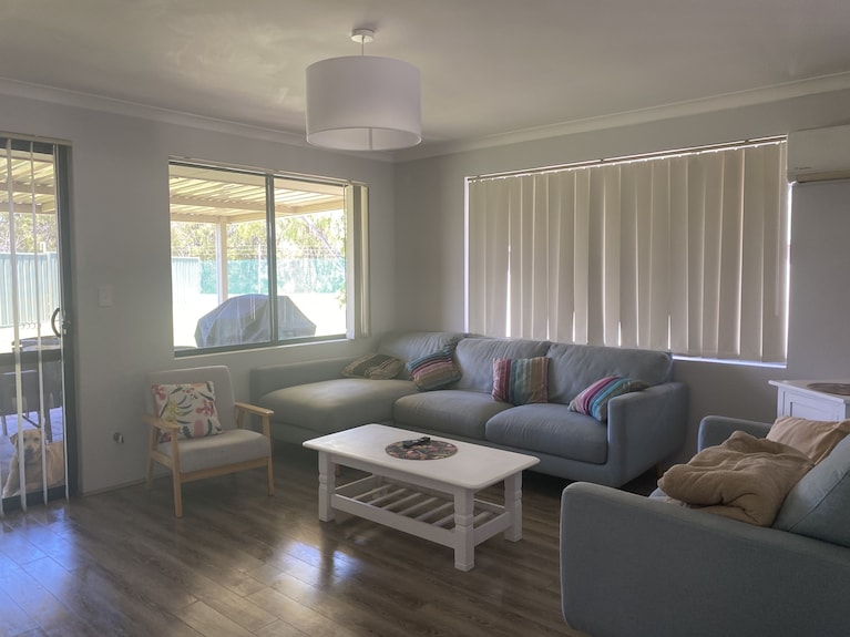 Busselton Bayside - Minutes From The Beach. Bring Your Doggie - Busselton