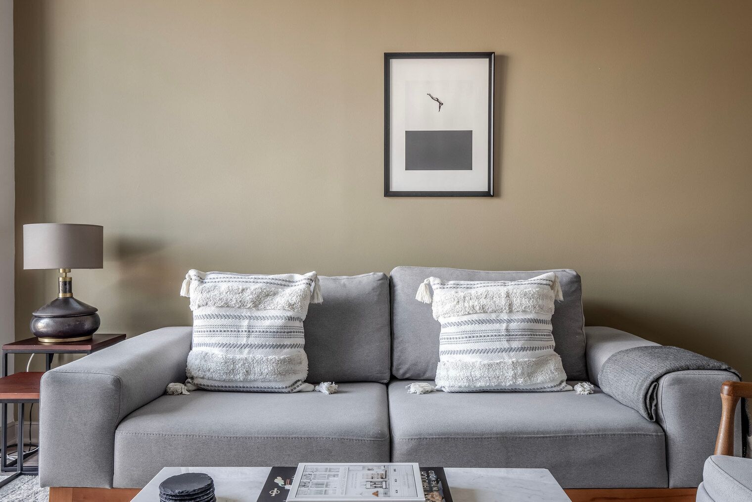 Nice Bethesda 1br W/ Doorman, Pool & Gym, Nr Metro, By Blueground - Silver Spring, MD