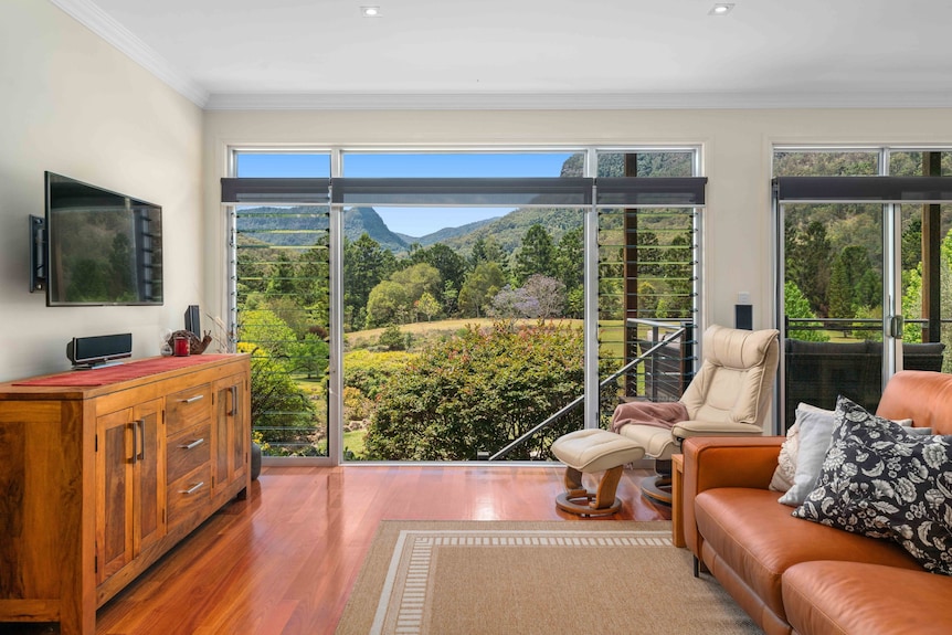 Private Luxury Home In The Mountains With Spa, Sauna And Flowing Creek - Scenic Rim Regional