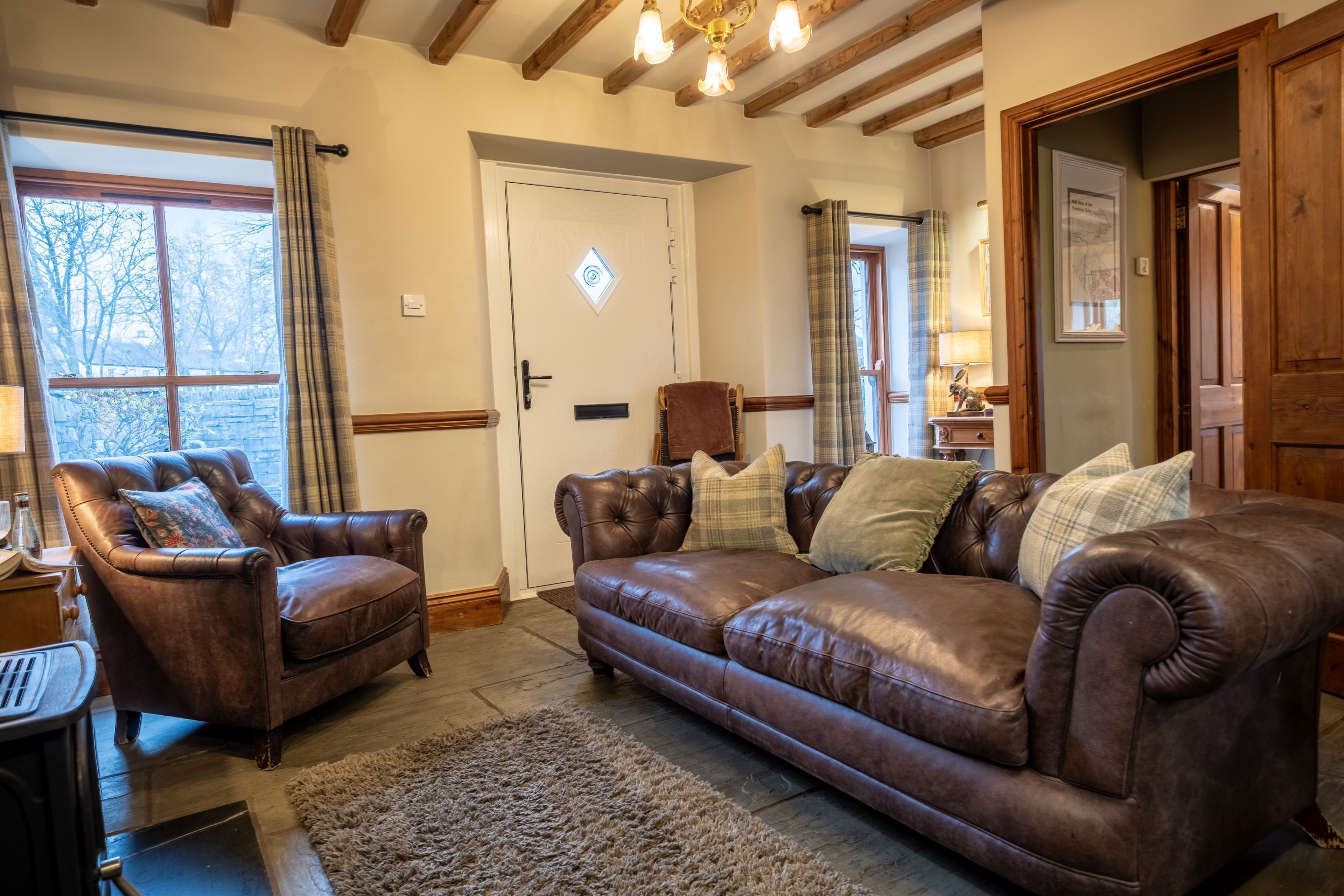 Smithy Cottage - Sleeps 6, Dog Friendly, Central In Hawkshead With Parking - Hawkshead