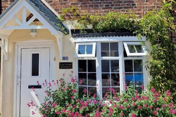 'Cosy Cottage' - 2 Bed High End Cottage In Bawtry - Derbyshire