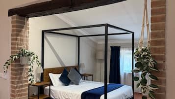 Suite Lua de Mel | 1 quarto, cofre no quarto, secretária, ferro/tábua de engomar
