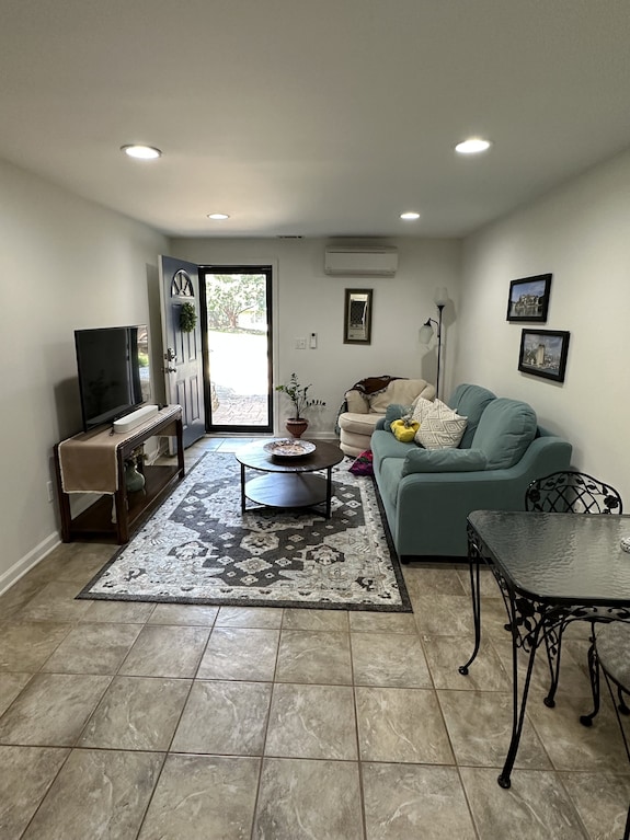 Quiet Dunwoody Neighborhood - Alpharetta, GA