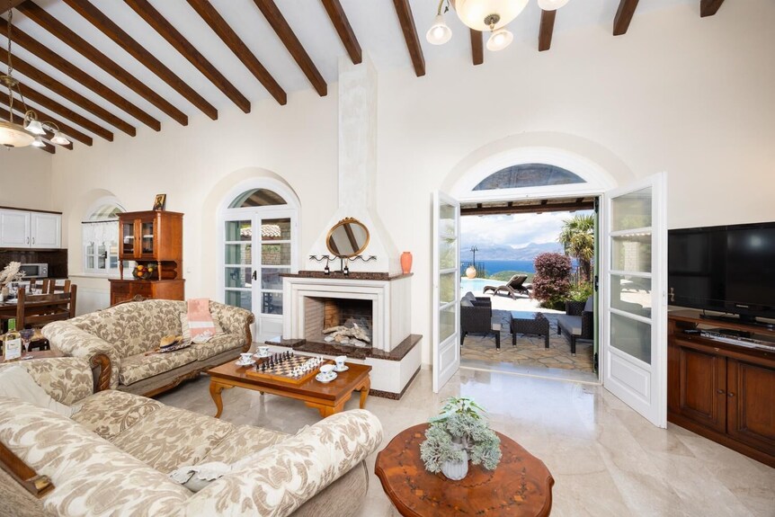 Villa Emily - Trois Chambres Villa, Couchages 6 - Ksamil