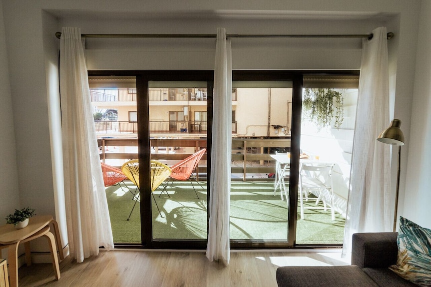 Apto. Urbanización Las Lanzas, Playa Muchavista - Alicante