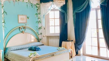 Quarto Deluxe | 1 quarto, roupa de alta qualidade, Wi-fi grátis