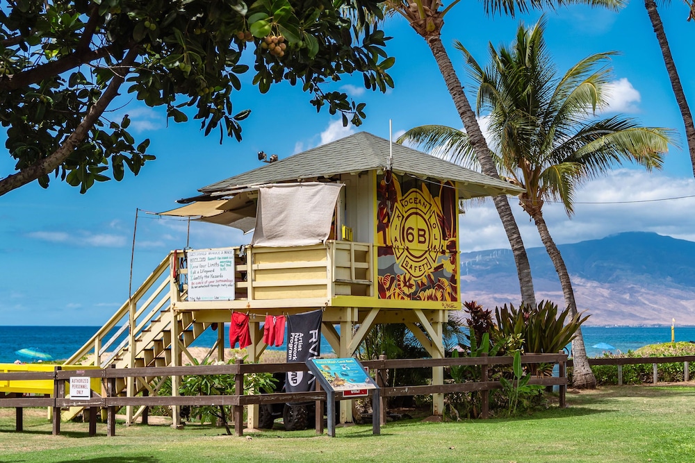 Budget Friendly - Kihei Akahi C-608, Ocean Views, Short Walk to Kamaole ...