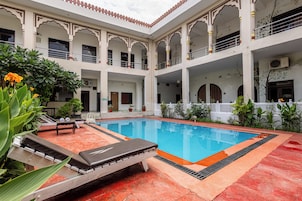Piscina exterior