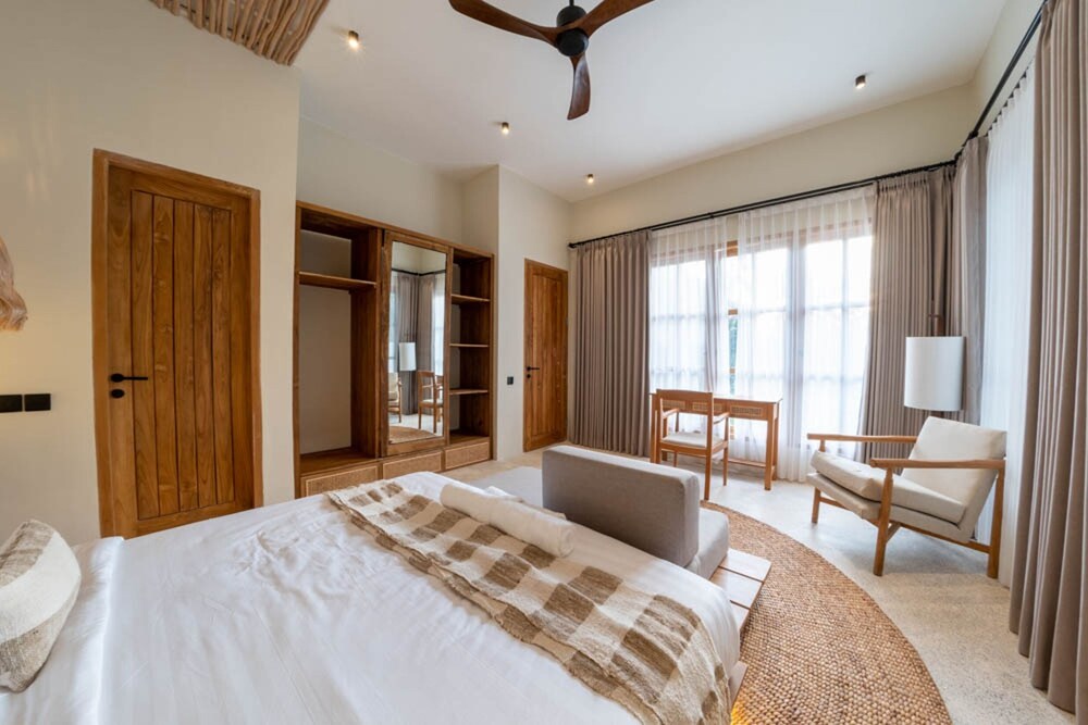 Semiramida Villa by EVDEkimi – Elegant 2BD w/pool, open-air bath, patio ...