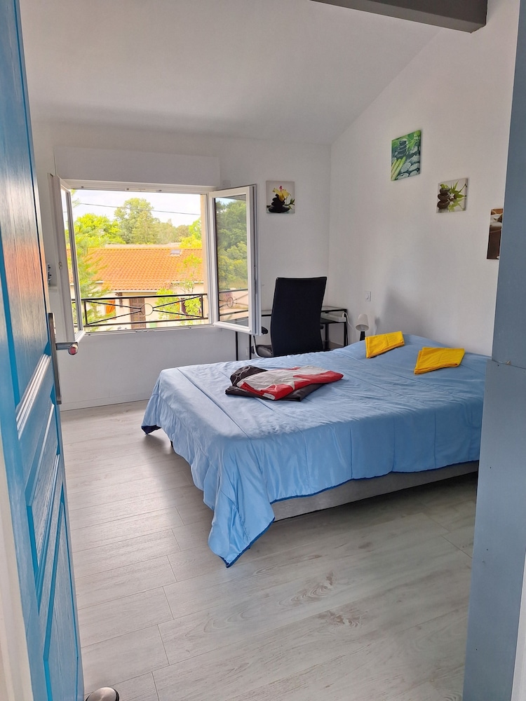 Gîte 3 4 à 5 Pers Near Bordeaux/wifi/2vtts Inclus - Pessac